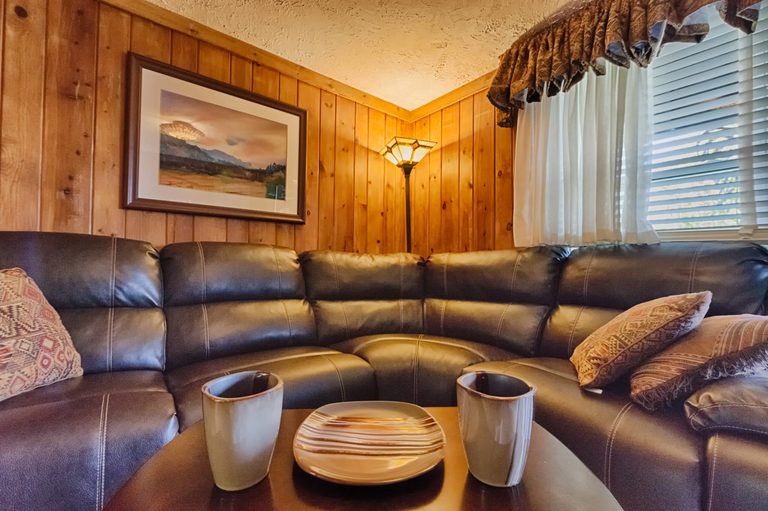 Room 4 | Hemlock Inn