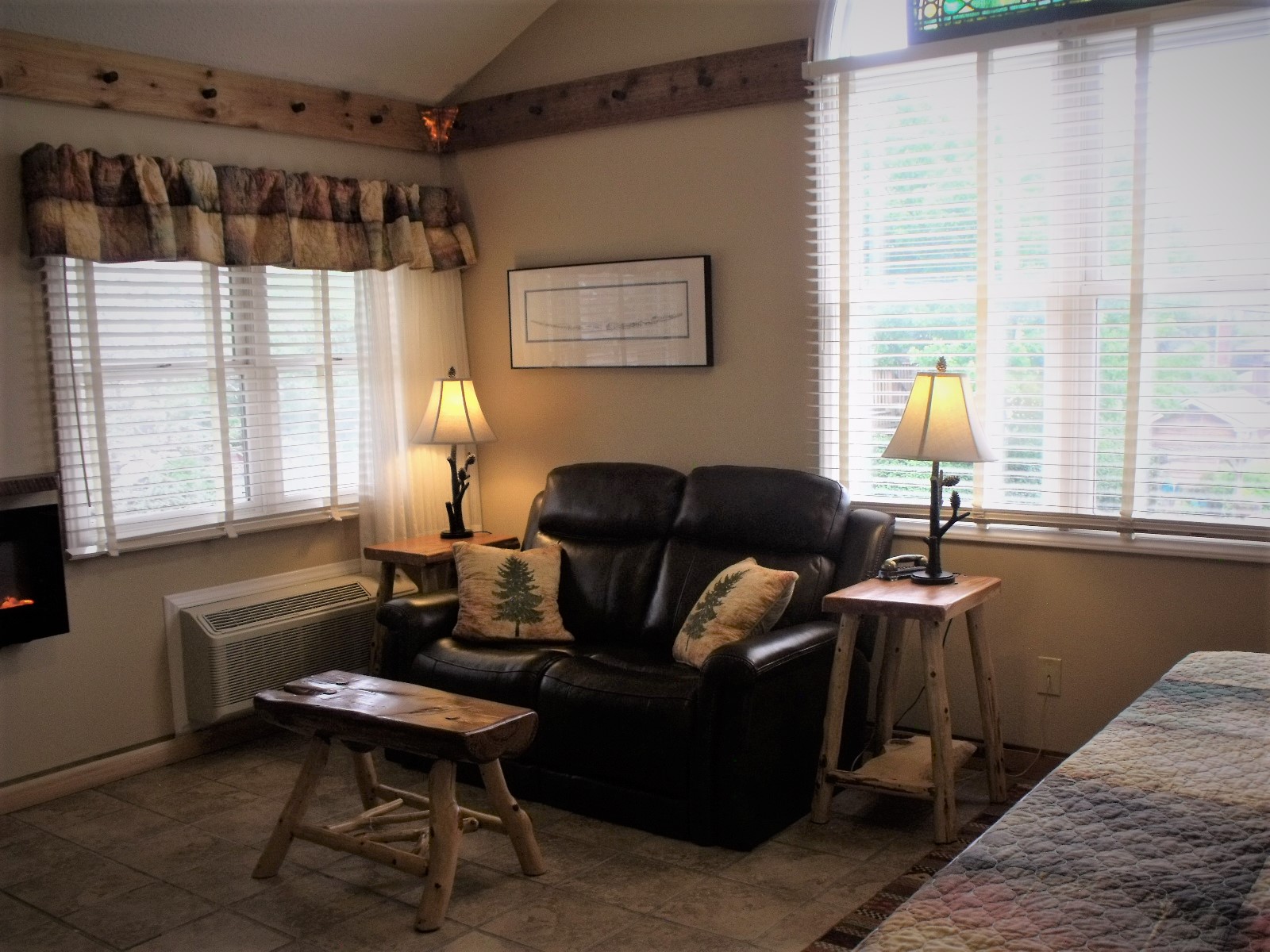 Room 20 | Hemlock Inn